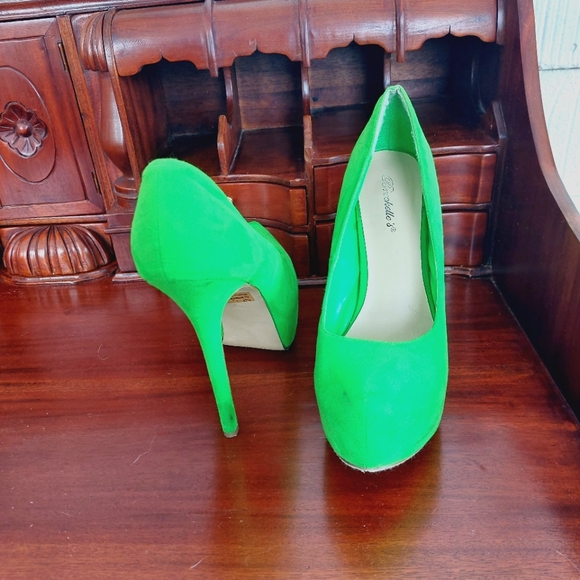 Shoes | Neon Green Heels | Poshmark